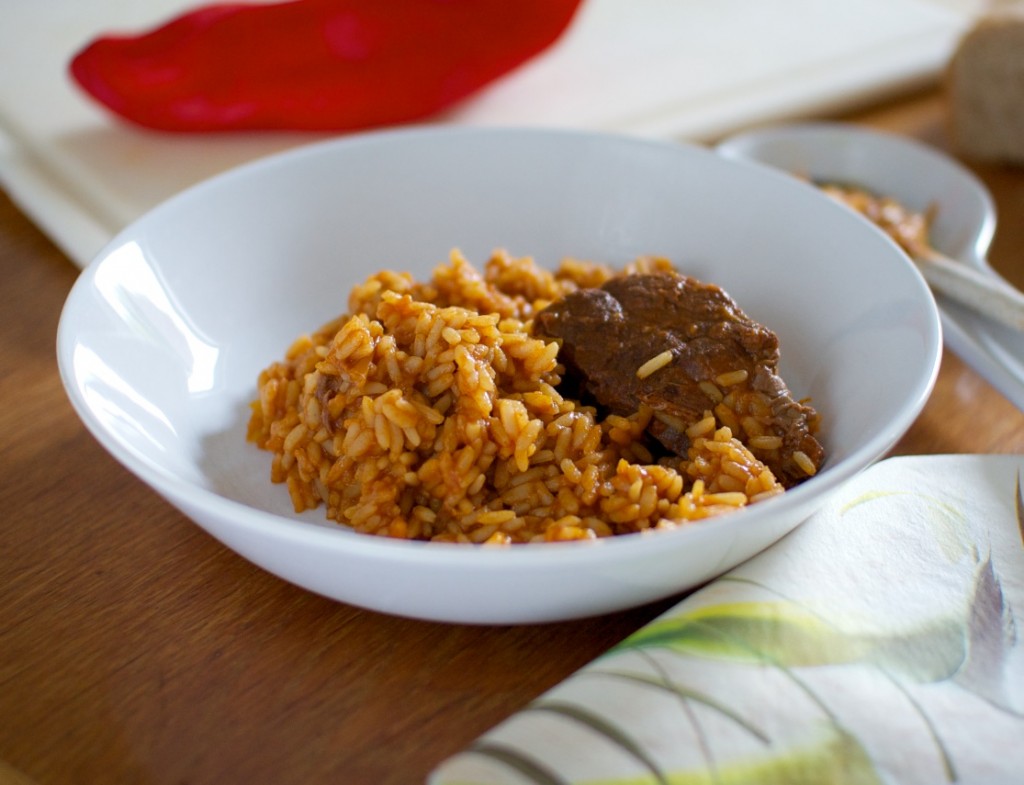 Rindfleisch „Kokkinisto“: ein Rezept, 8 Gerichte – Griechische Küche